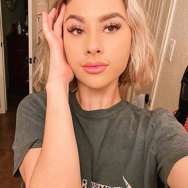 Barstool Thursday Morning Smokeshow — @lovekatexoxoxo | Barstool Sports