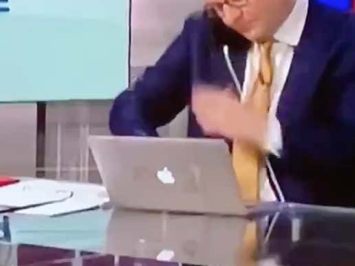 Woj Completely Ignoring The Show He's On To Take A Phone Call Is The ...