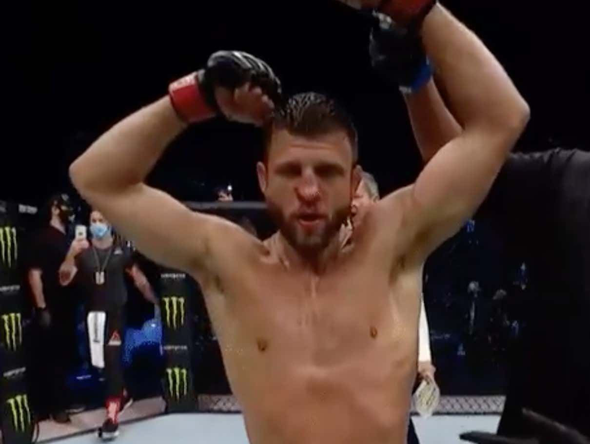 Calvin Kattar Keeps The Hype Train Rolling With A Win Over Dan Ige In ...