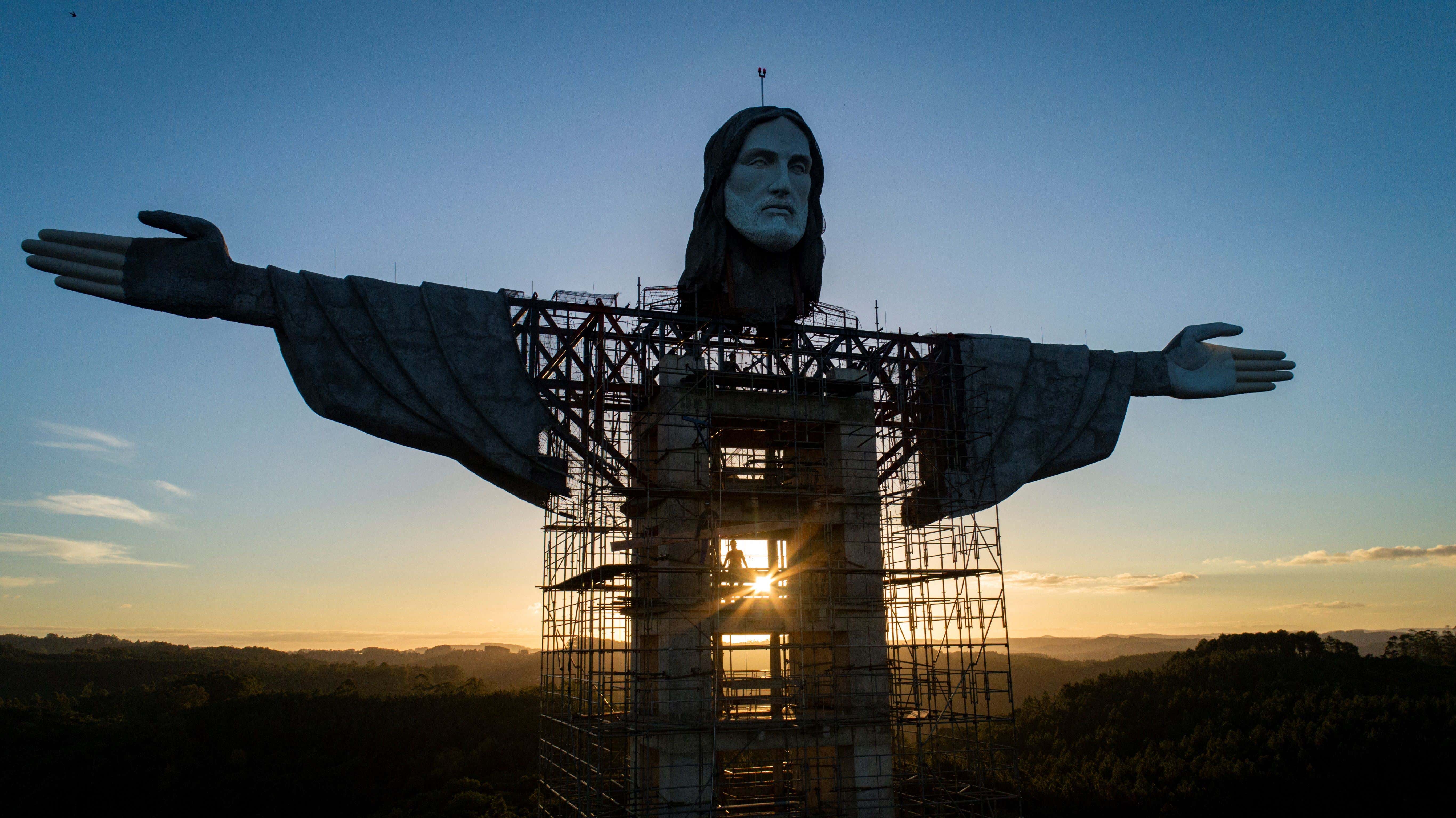Brazil Is Building A Jesus Statue So Big That It’ll Make Your Balls ...