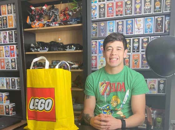 New UFC Flyweight Champ Brandon Moreno Has A LEGO Collection That ...