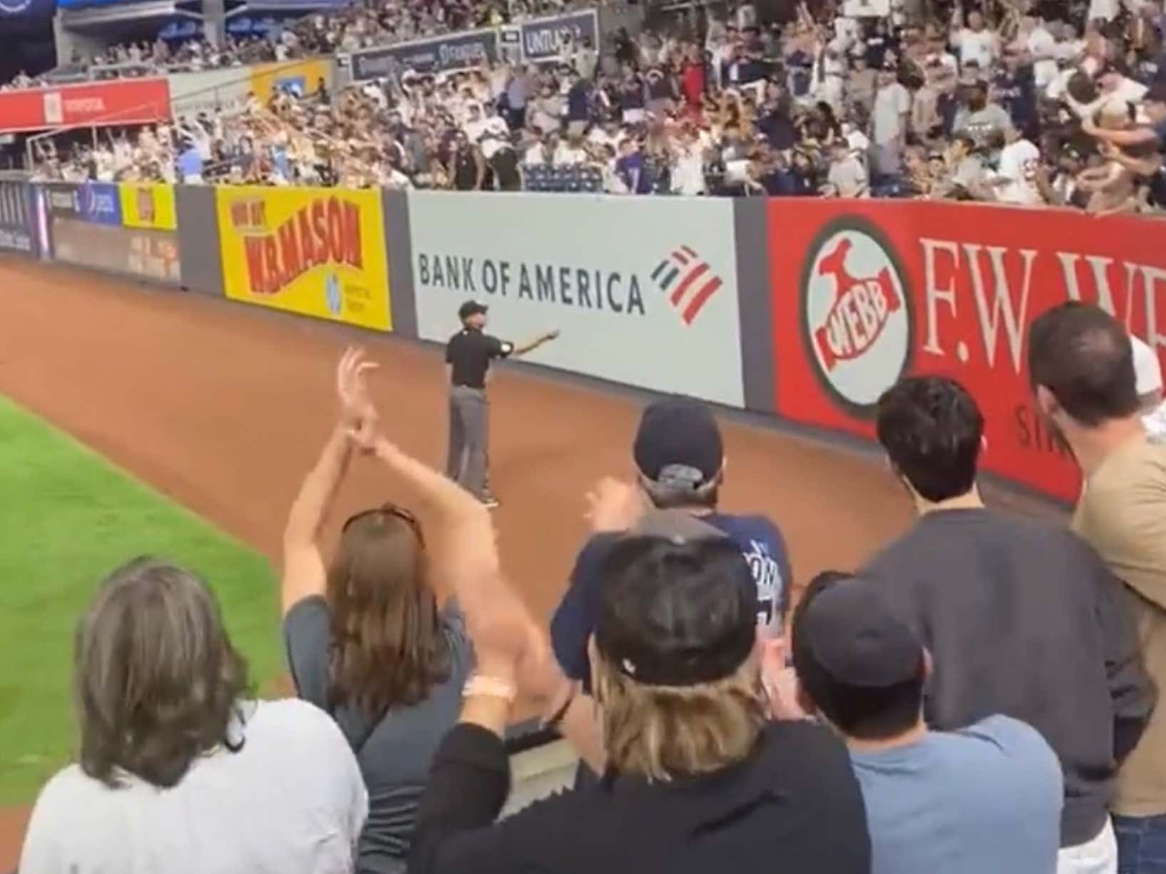 Angel Hernandez Shocked The World Last Night And Decided to Be a Hero ...