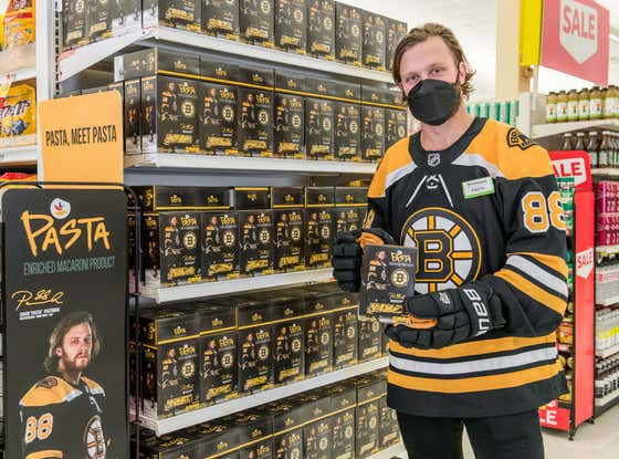 David Pastrnak Getting His Own Pasta Is The Most On Brand Thing Ever ...