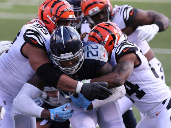 The Finale: Derrick Henry's Legs Once Again Prove To Be Too Long For ...
