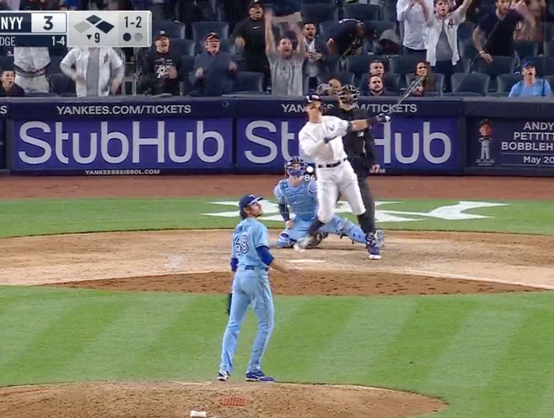 AARON JUDGE BLASTS HIS FIRST EVER WALK OFF BOMB LETS GO!!!!! | Barstool ...