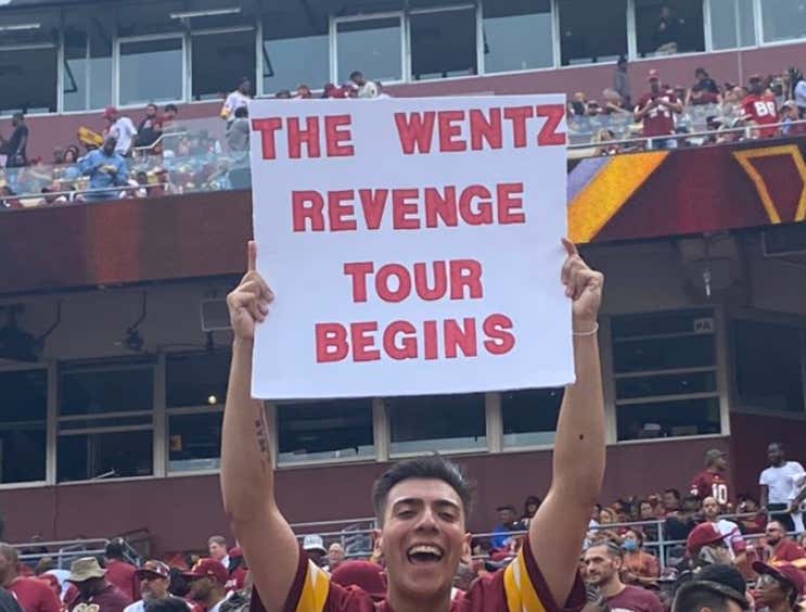 Carson Wentz Shuts Up The Haters With a 313 Yard, 4 TD Win In His ...