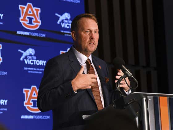 Hugh Freeze Tells Every Recruit To Show Him Their Ankles So Freeze Can ...