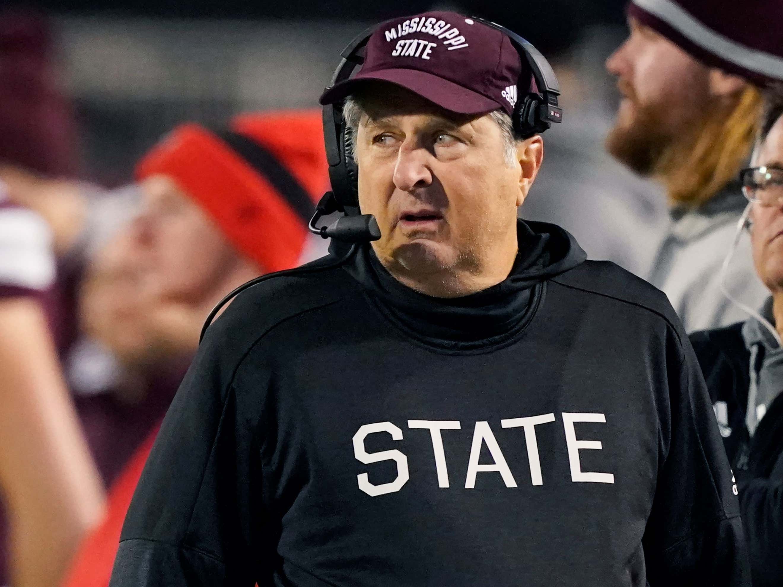 An Incredibly Sad Day As Mike Leach Has Passed. RIP, Pirate | Barstool ...