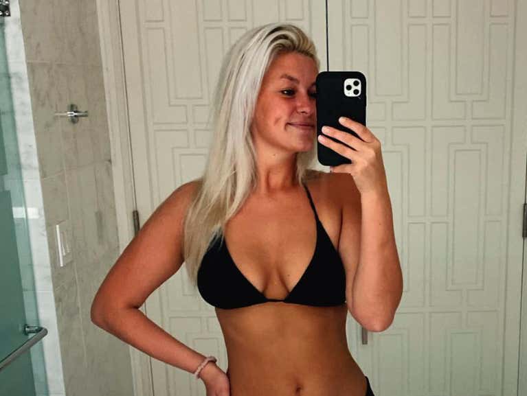 Barstool Chicago's Local Smokeshow Of The Day - Camden | Barstool Sports
