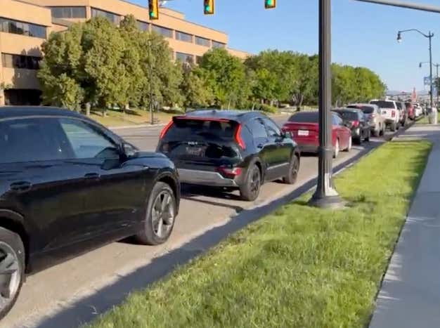 This Video Of A Jack-In-The-Box Drive Thru Line Is The Most Asinine ...