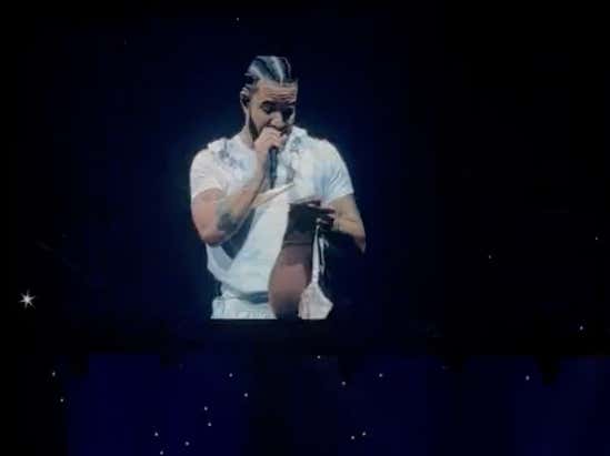 Raise The Banner: A 42H Bra Was Tossed On Stage At Drake's Show In DC ...