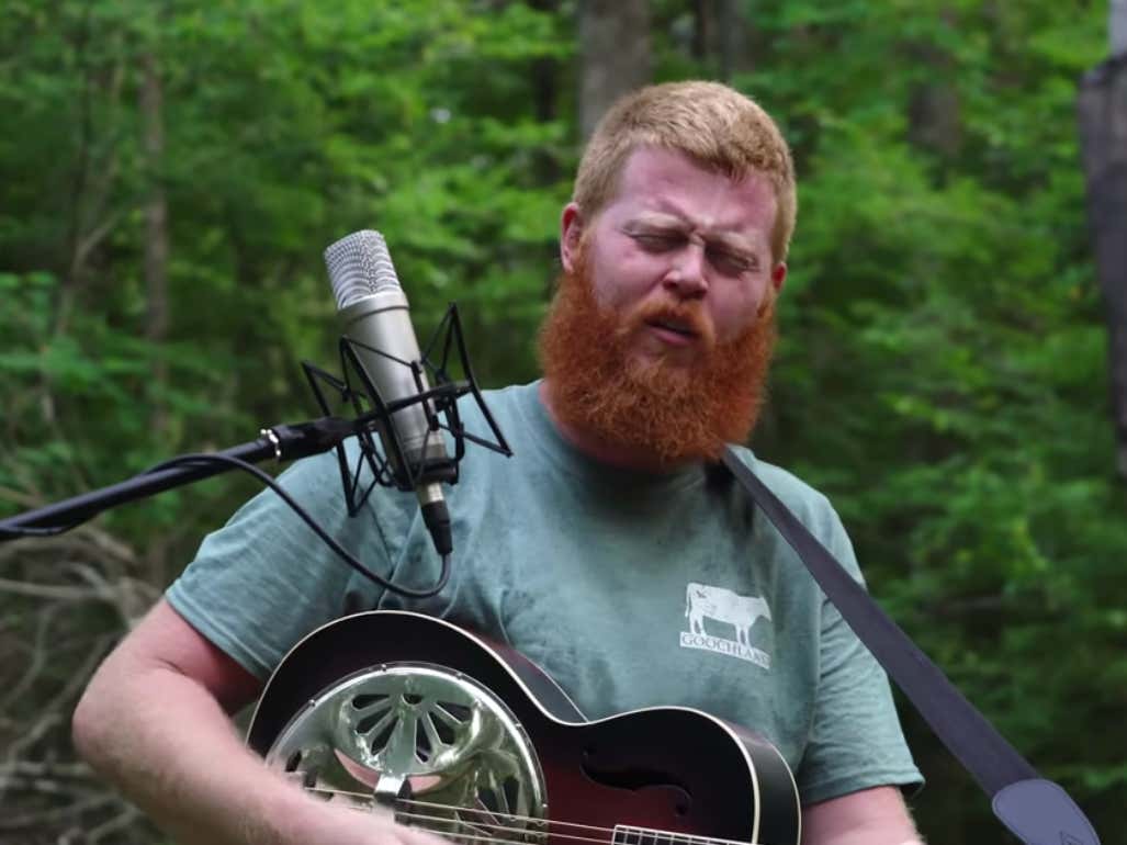 Oliver Anthony Is An Appalachian Country Artist In The Same Vein As ...