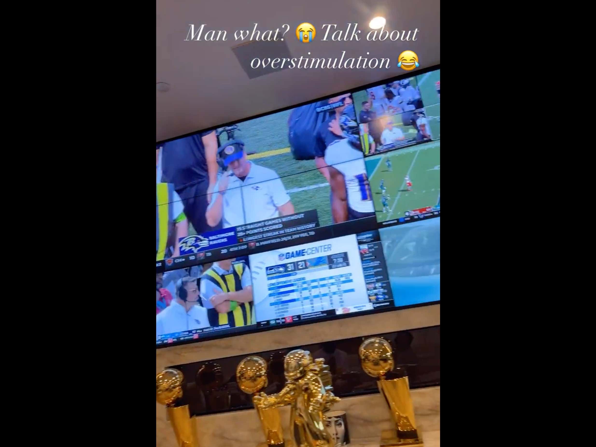 LeBron Might Have The Best Sunday NFL Living Room Setup These Eyes Have ...