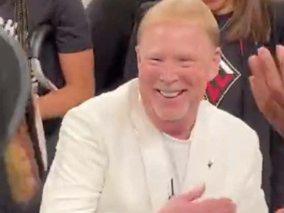 Watching Mark Davis Turn Into A Dancing Machine Will Take Your Breath ...