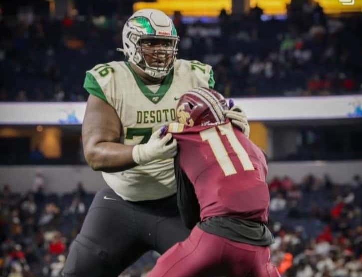 This Comically Large Texas High School Football Player Is Taking the ...