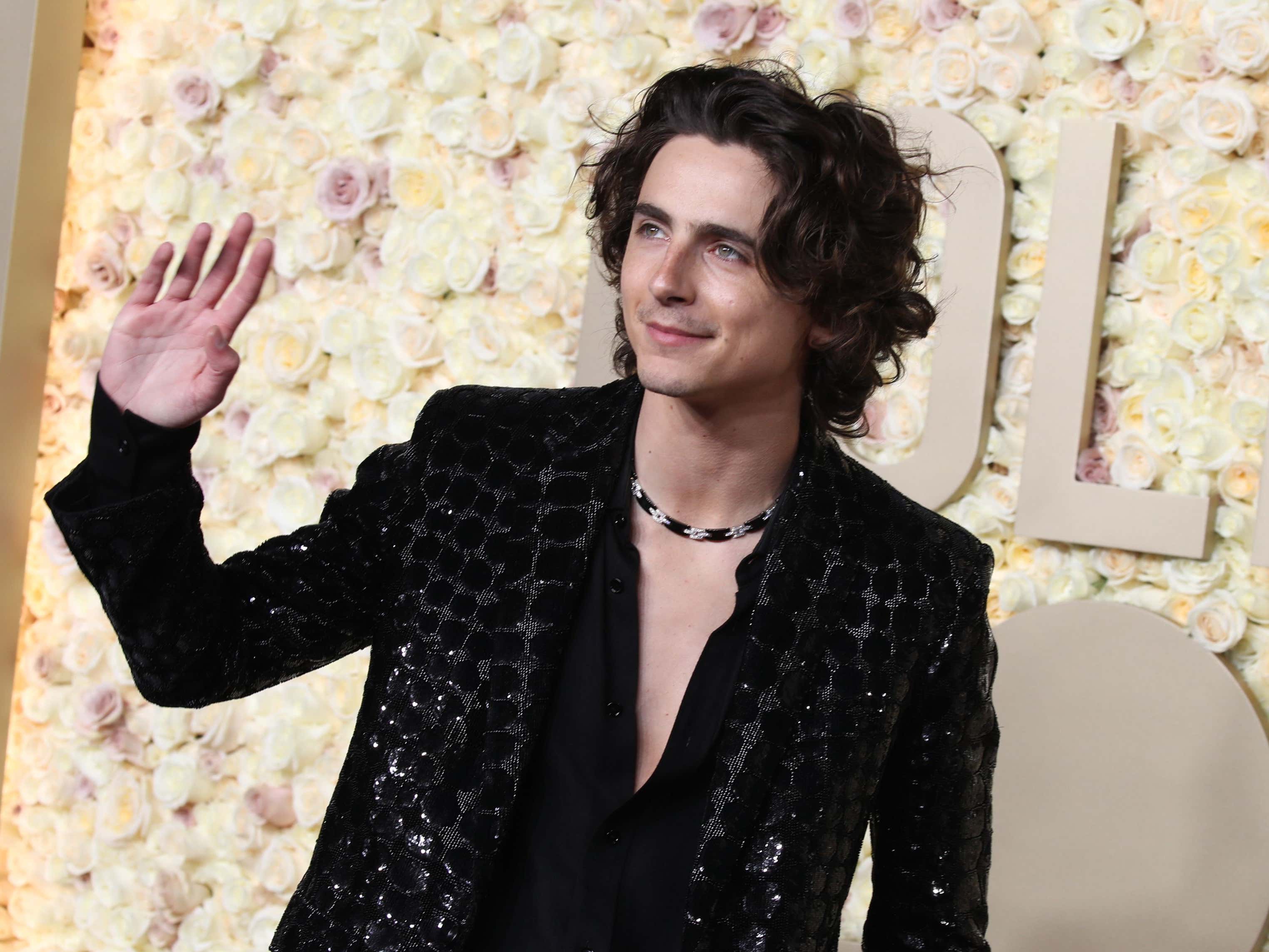 Timothee Chalamet Says He And Selena Are "Of Course" Good And Kylie ...