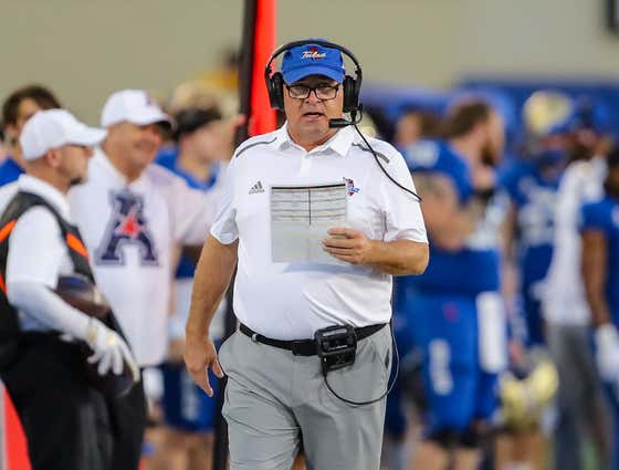 Tulsa Coach Kevin Wilson Told a Recruit To Get Rid of His Dogs and ...