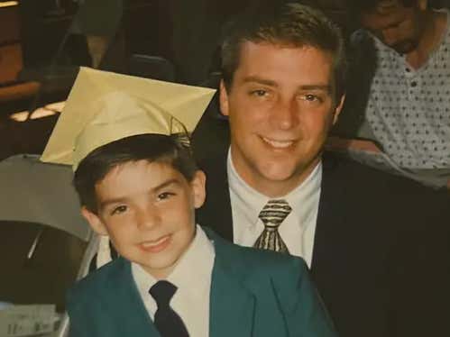 The Dead Parent Club: Embracing The Sadness That Comes With Loss ...