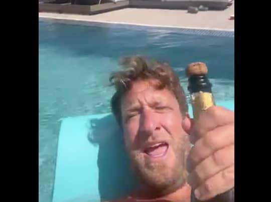 Deadspin is Dead Again: Bought By A European Startup, Everyone Fired ...