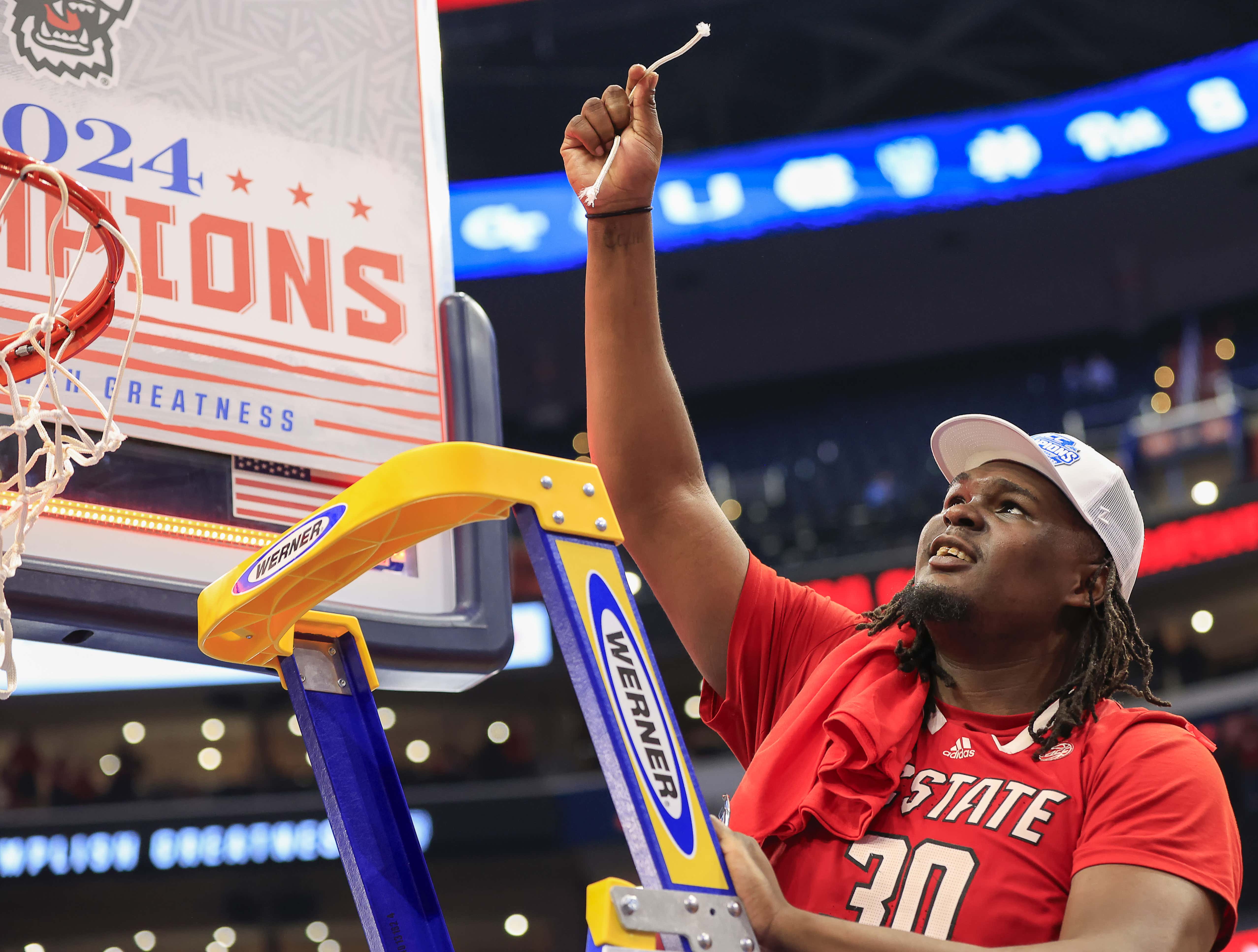 NC State Star DJ Burns Owns Vending Machines As A Side Hustle ...