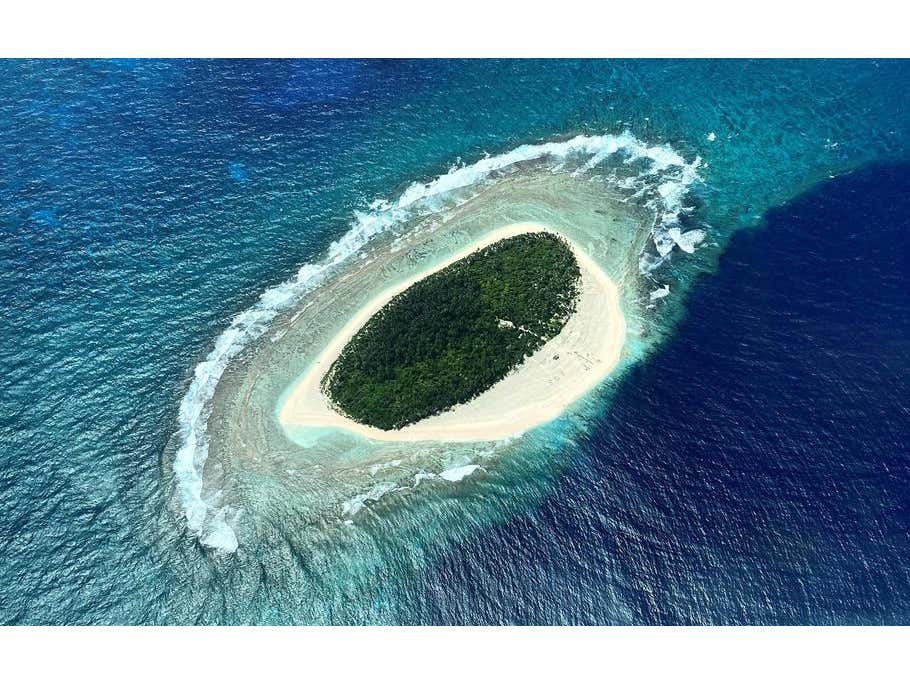 The US Coast Guard Pulls Off the Most Unlikely Rescue Ever, Saving 3 ...