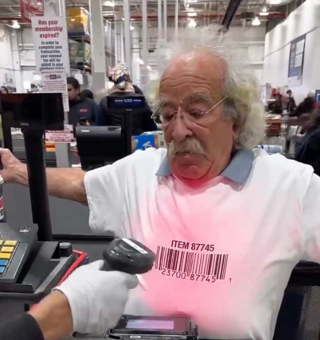 Nothing but Respect for This Costco Veteran Who Makes Cashiers Scan His ...