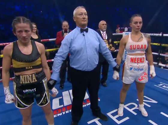 You Had One Job: Boxing Announcer Incorrectly Declares The Winner Of A ...