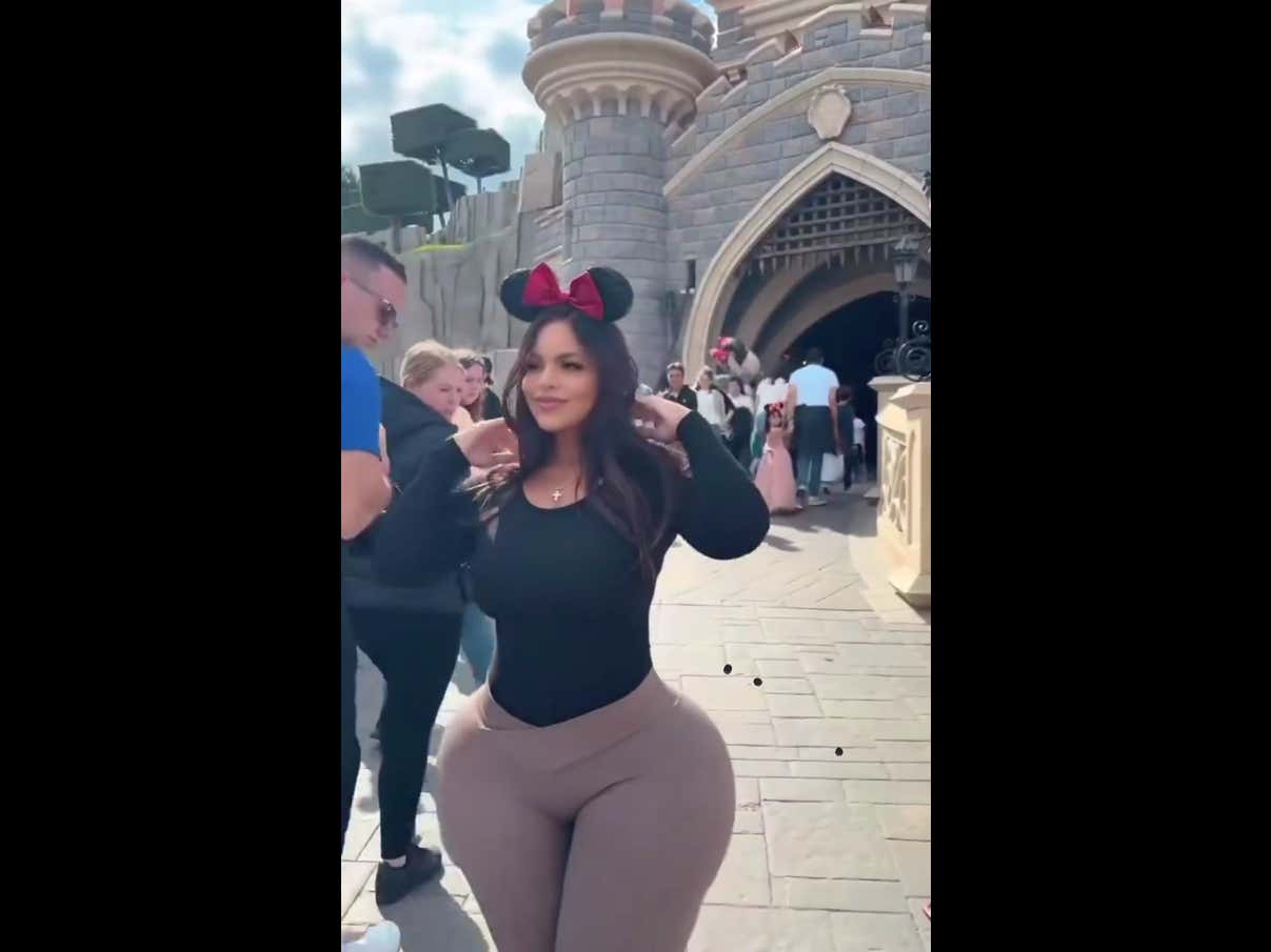 IG Model With Most Obvious BBL Ever Is Shocked That People At ...