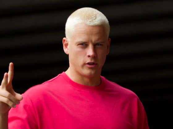Developing: Joe Burrow Has Now Gone Full Slim Shady And Dyed His Hair ...