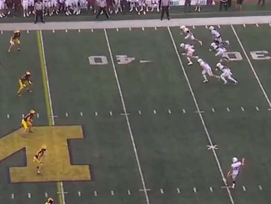 The Refs Fucked Up The Minnesota vs. Michigan Onside Kick So Badly That ...