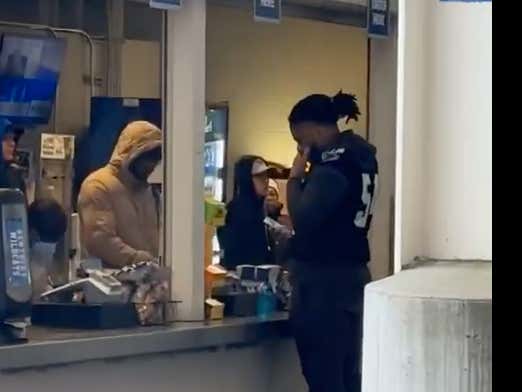 Rock Bottom - A Kentucky Player Left The Sidelines To Hit Up The ...