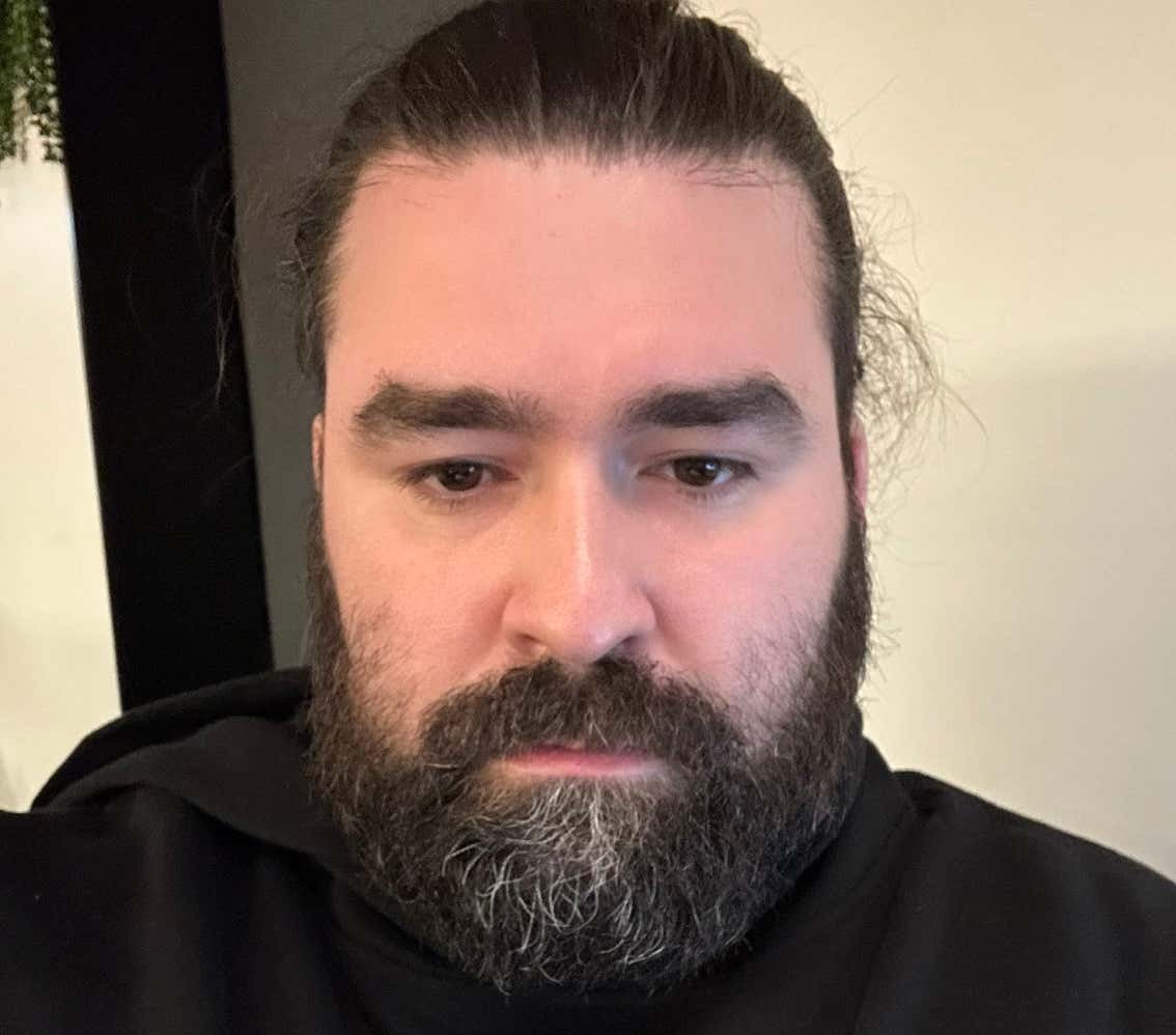 Which Barstool Employee at The Chicago Office Has A Backseat Full Of ...