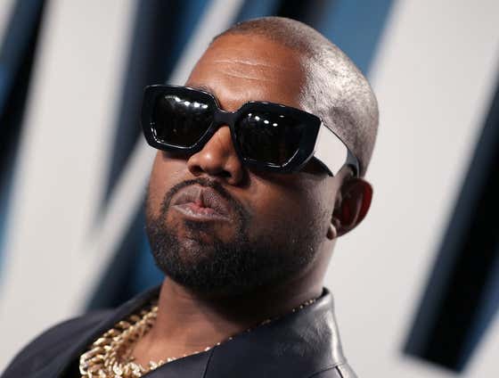 Super Weird Video Of Kanye West Begging For Kim Kardashian Back In ...