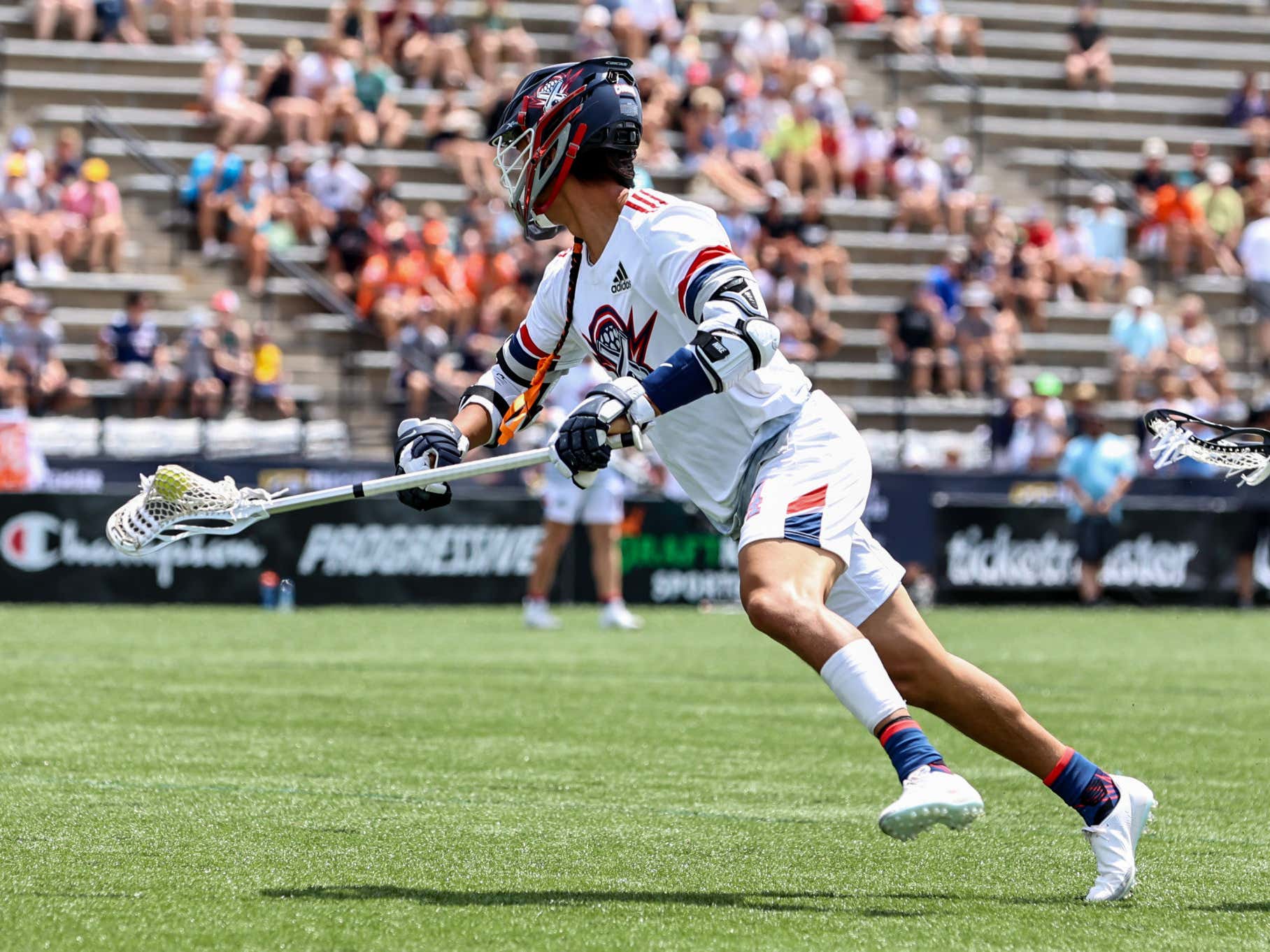 The World Was Treated To A Spicy Little Reminder That Lyle Thompson Is ...