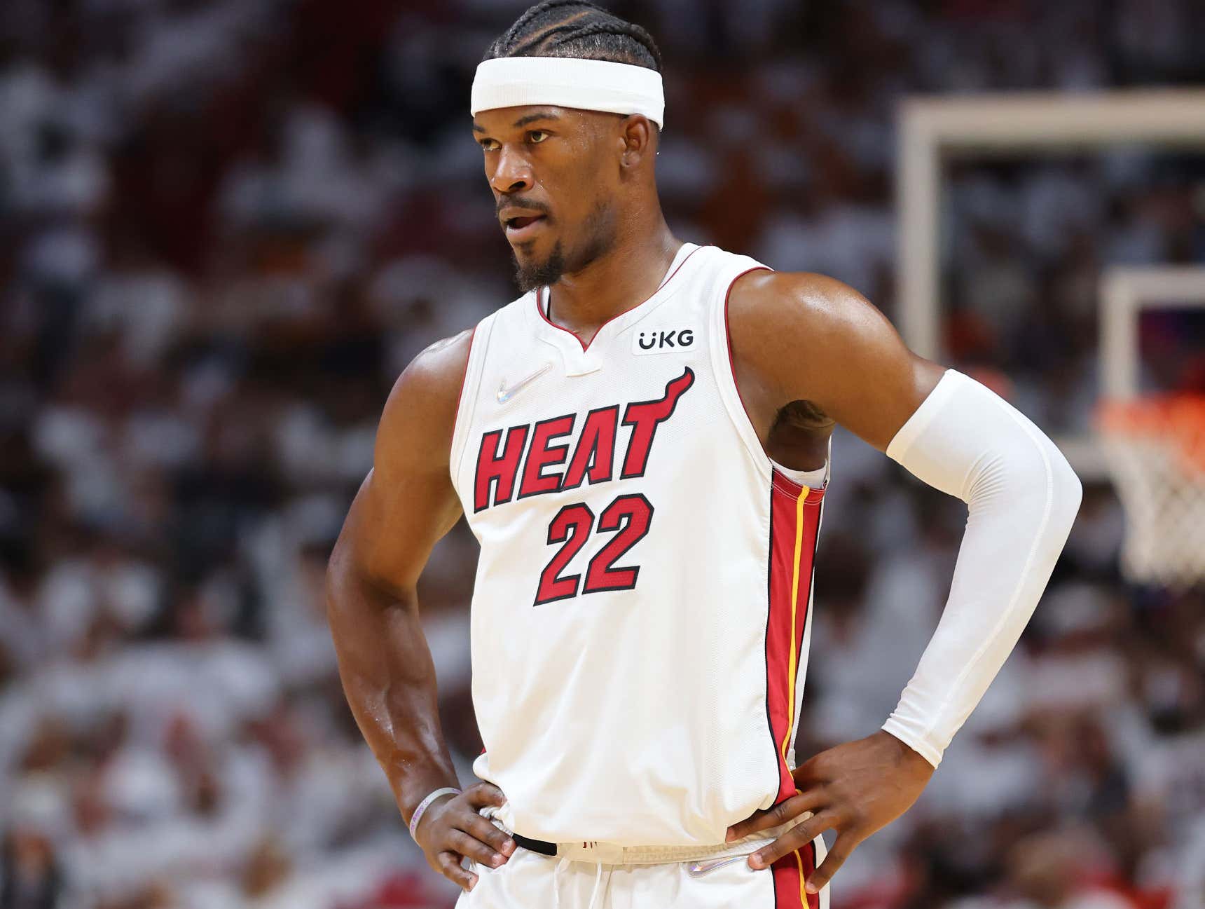Jimmy Butler Put The Heat On His Back Like We Were Back In The Bubble ...