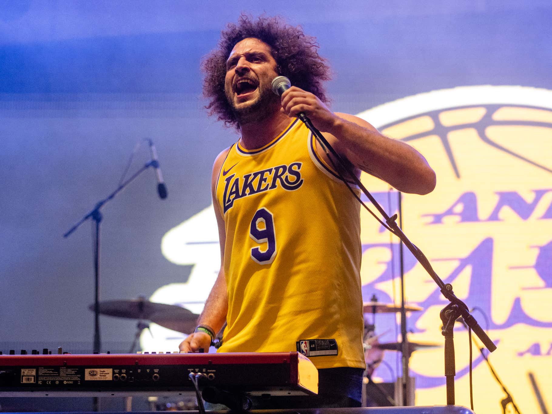 Andy Frasco & the U.N. Are The WILDEST Jam Band On Tour Right Now ...