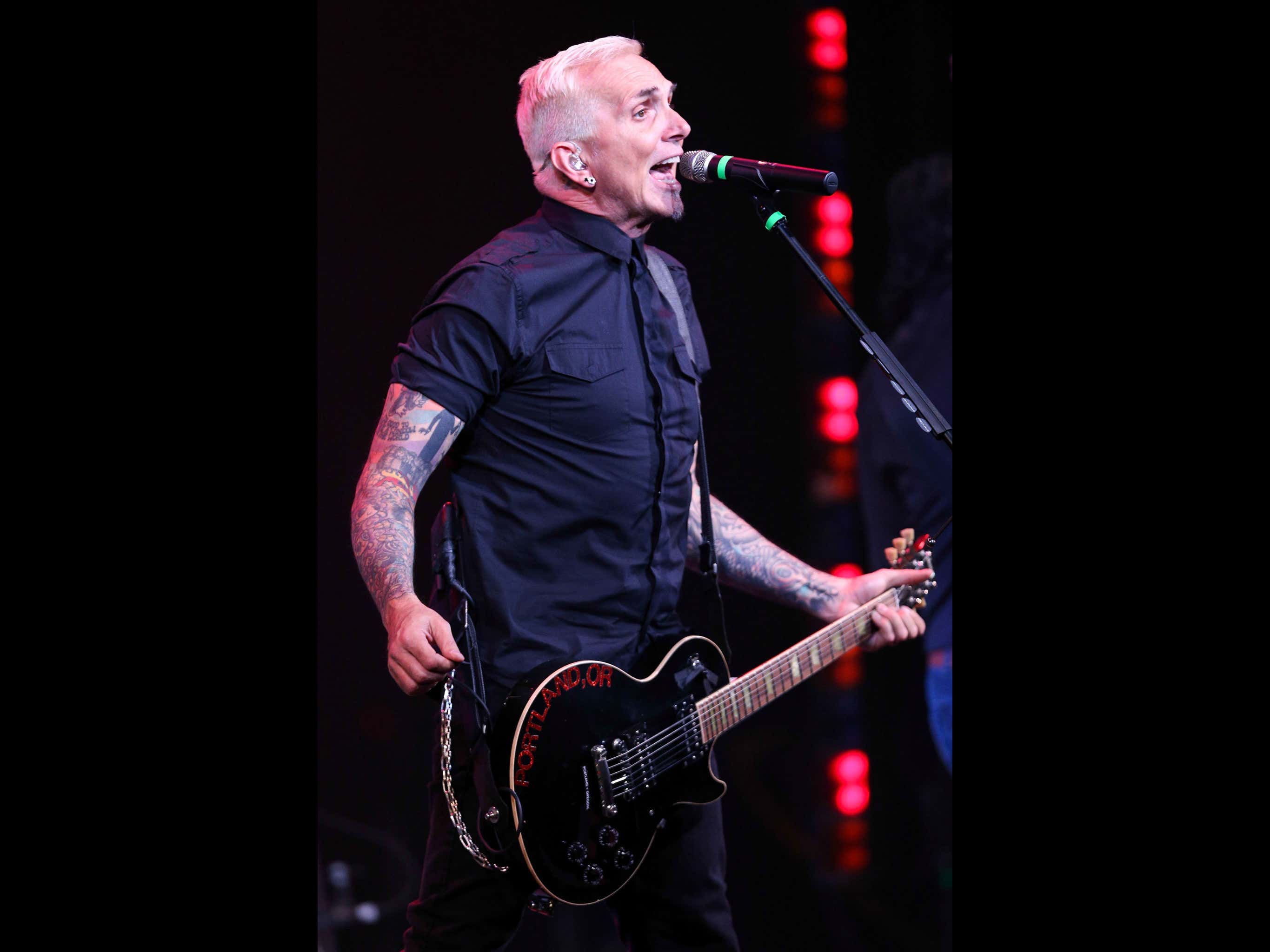 The Lead Singer From Everclear, Art Alexakis, May Have Made Love To ...