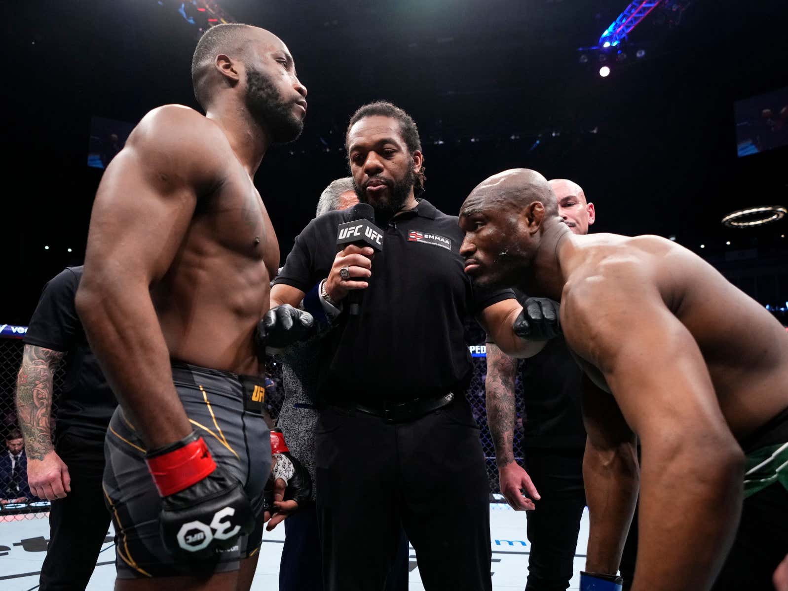 LEON EDWARDS SUCCESSFULLY DEFENDS HIS TITLE IN LONDON | Barstool Sports