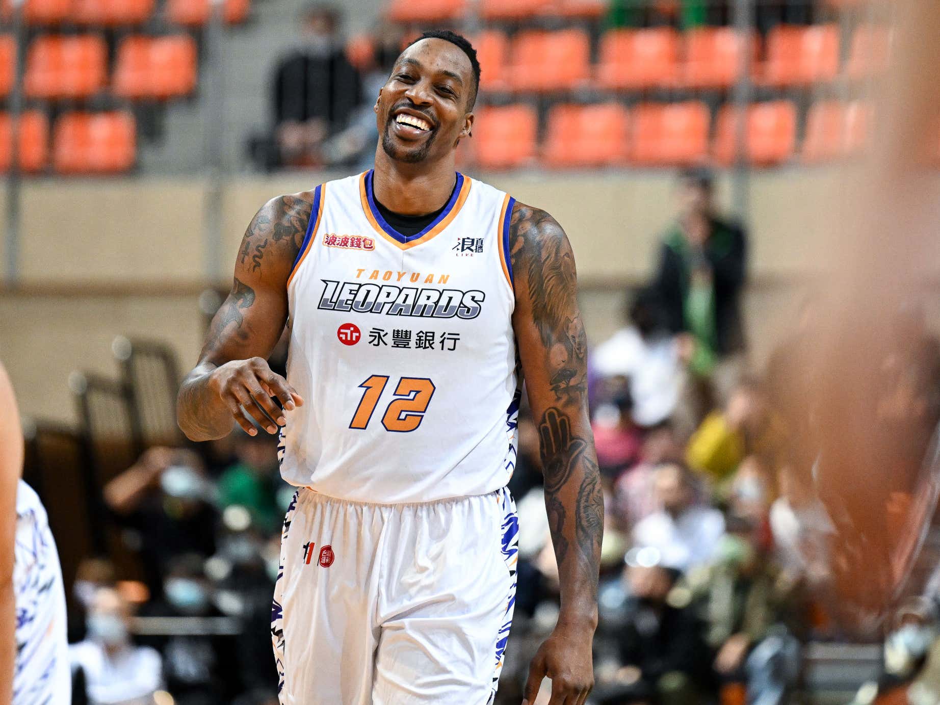 Dwight Howard's Team Wants Him To Take a 65% Pay Cut Despite His ...