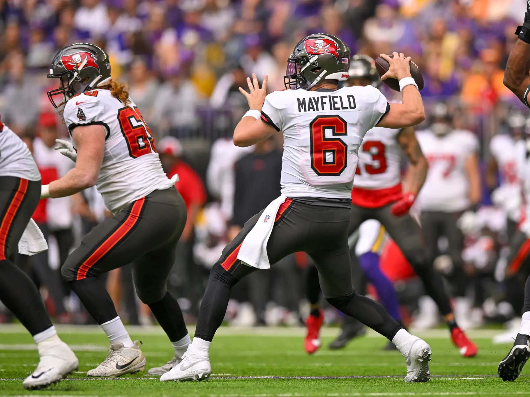Baker Mayfield Took His Offensive Line To The Bahamas, Was Seen At Dive ...