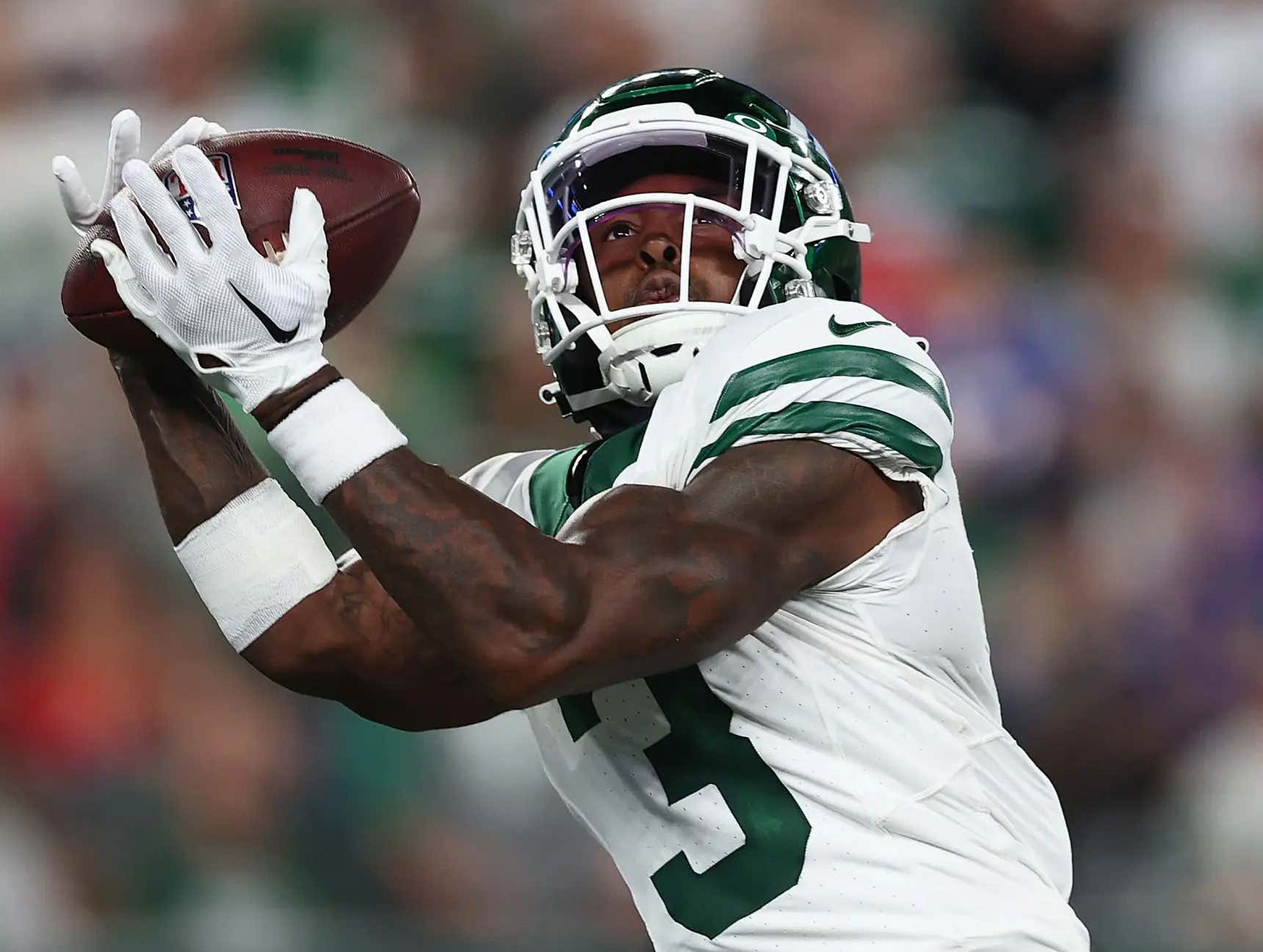 Jordan Whitehead Cashed His $250,000 Season Long Incentive Bonus In ...