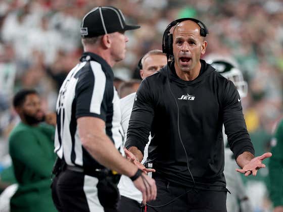 A Referee Screwing You Over is The Most Infuriating Thing in The World ...