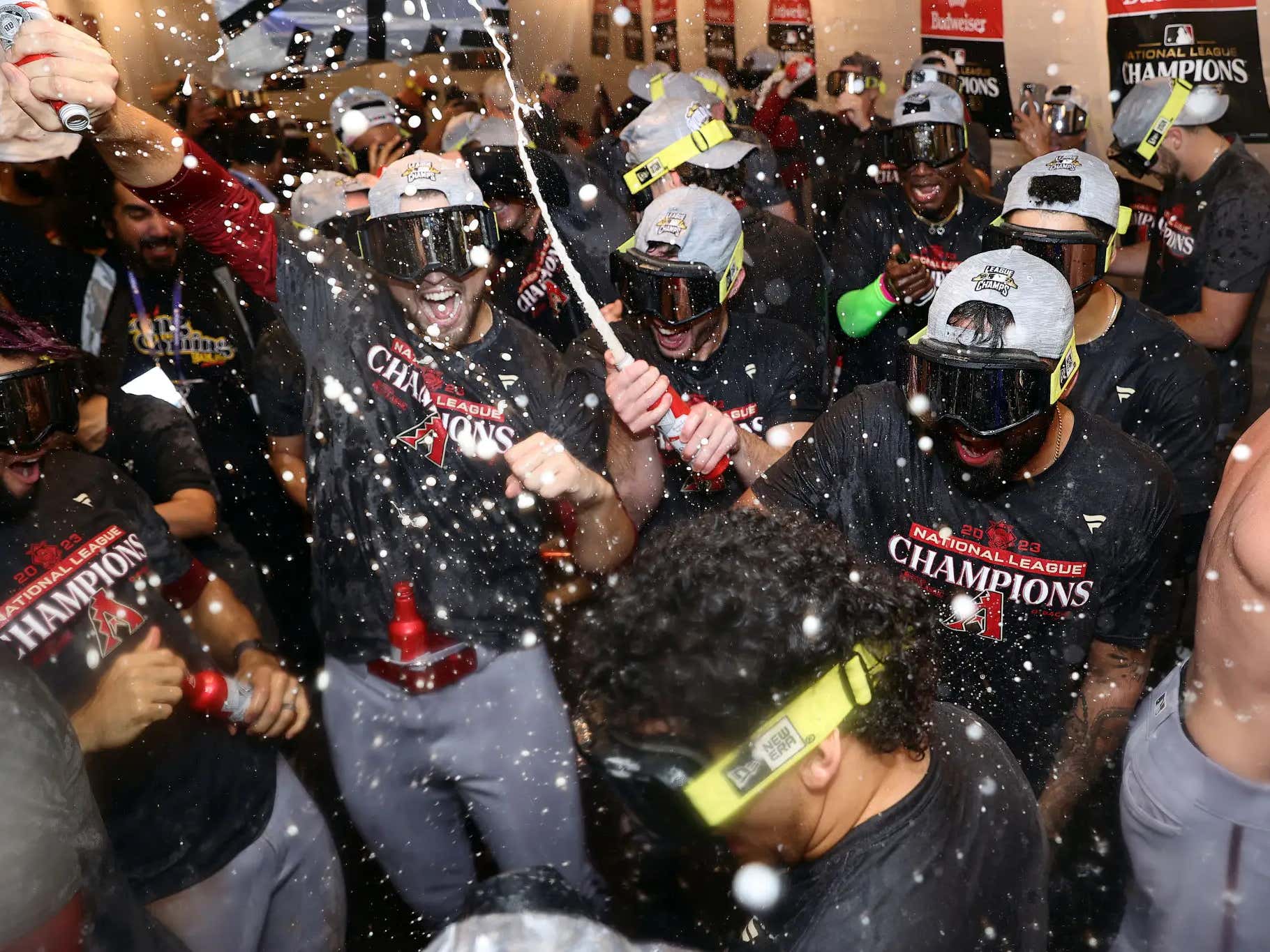 The Arizona Diamondbacks Playing "Dreams And Nightmares" In The Locker ...