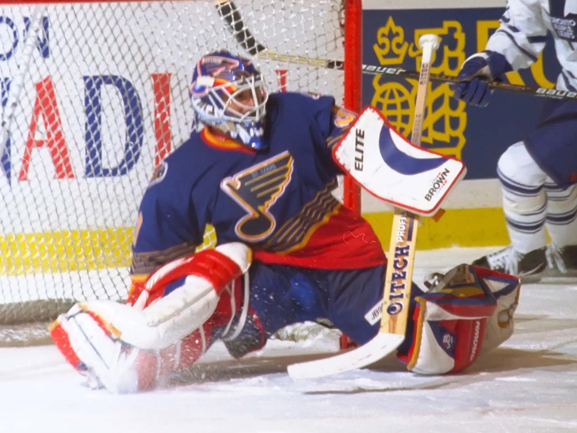 On This Date in Sports November 30, 1995: Grant Fuhr 300 | Barstool Sports