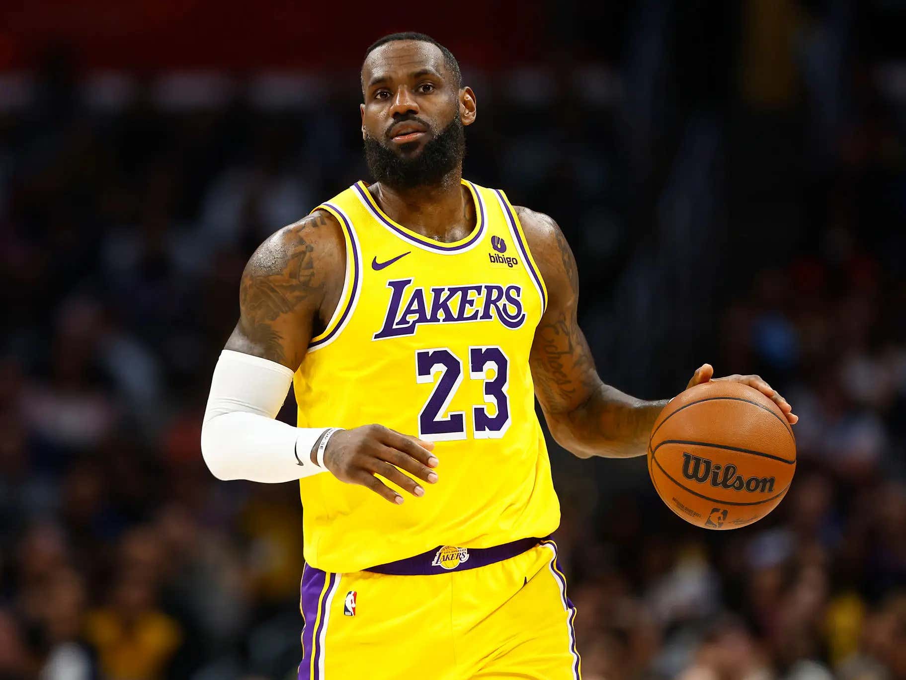 It Should Not Be Overlooked How Ridiculous It Is That LeBron Is About ...