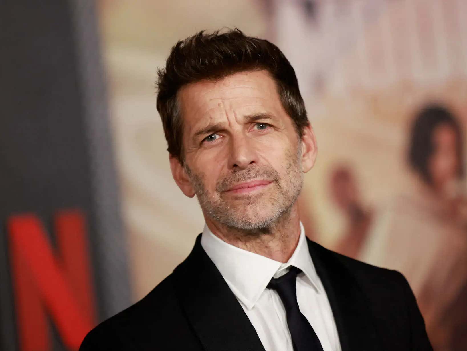 Zack Snyder Went On The Joe Rogan Experience And Said The Dumbest Shit ...