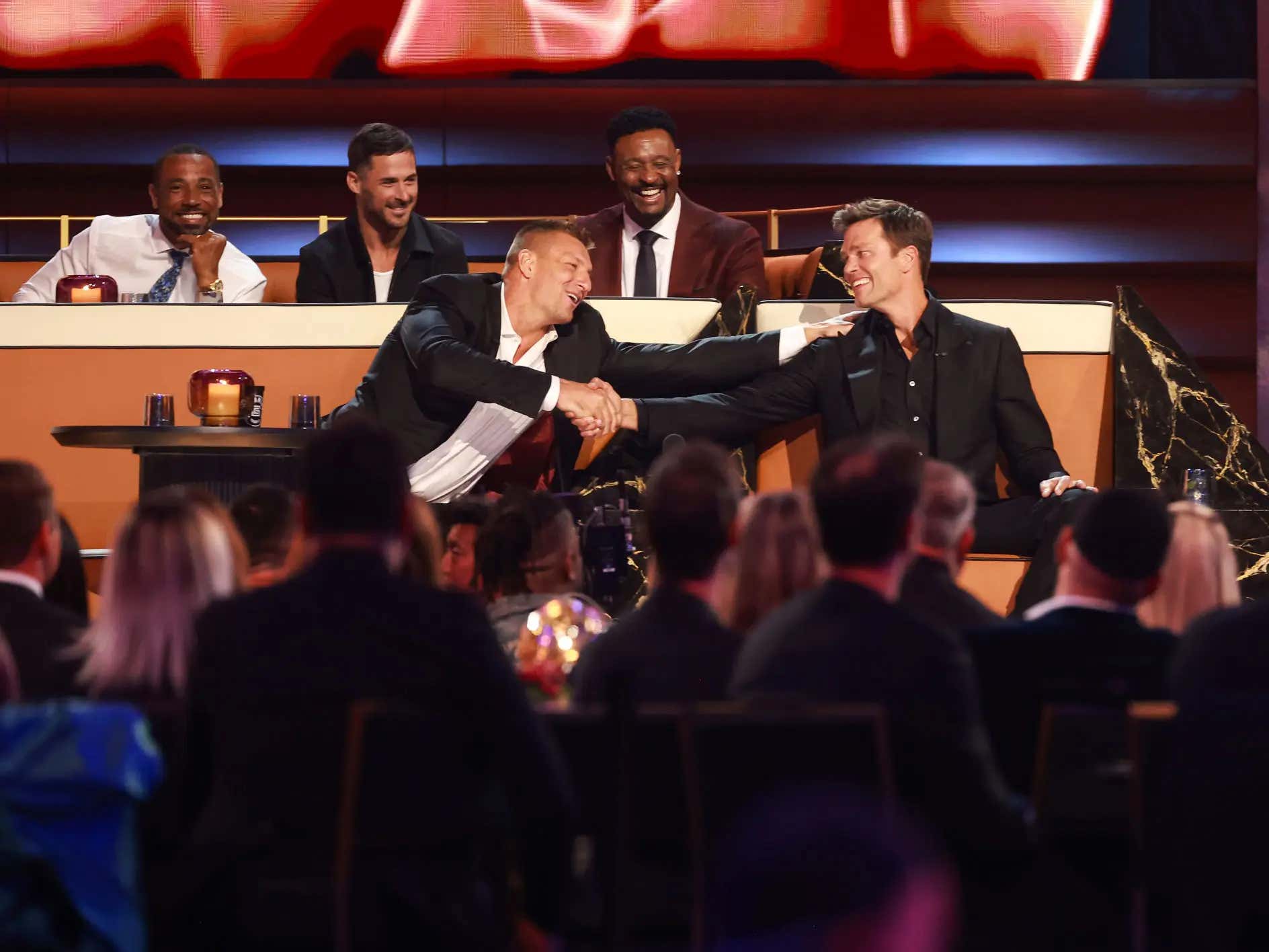 Netflix's Tom Brady Roast Was the Comedy Special America Needed ...