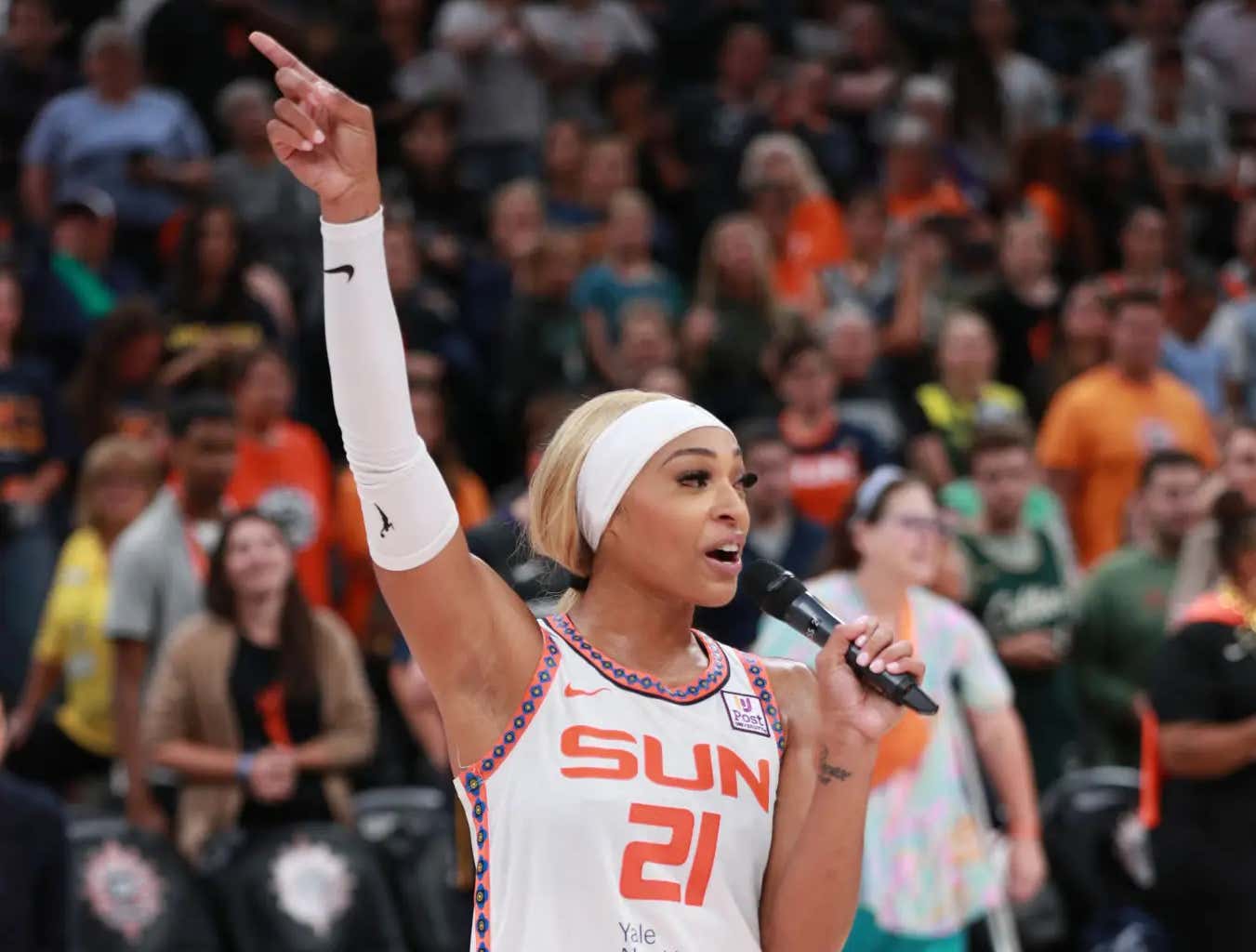 DiJonai Carrington Called Out The WNBA For Not Putting Their "Historic ...