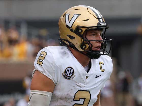 Uhh WHAT: Vanderbilt (Yes, That One) Leads Alabama 23-14 at Halftime ...