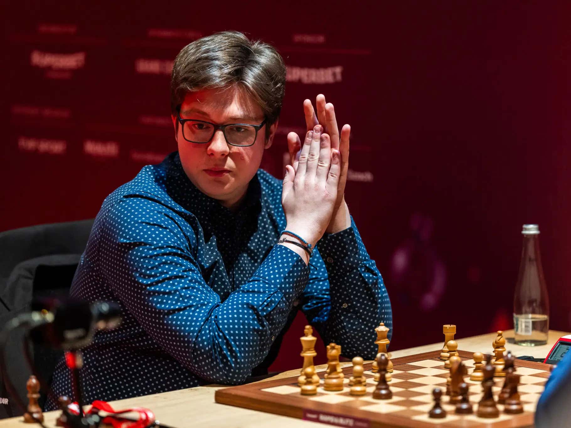 Chess Cheating Scandal 2.0: Chess Grandmaster Gets Disqualified From ...